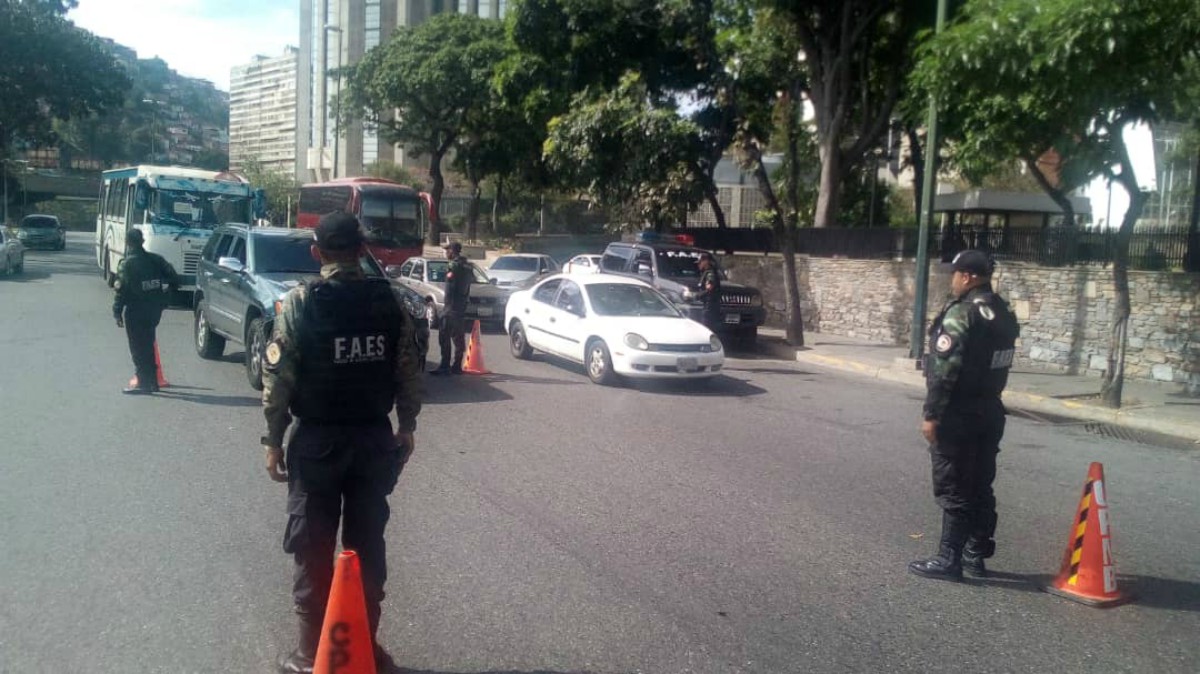 Funcionarios de la FAES realizan despliegue en Caracas