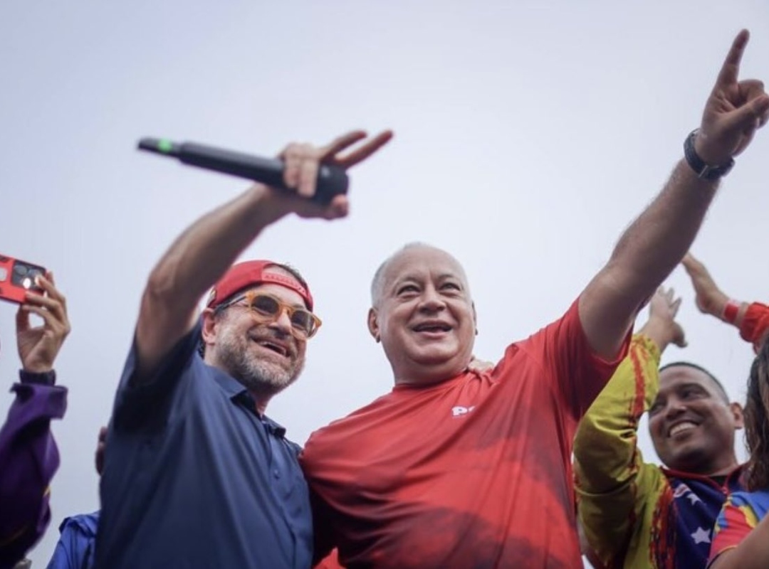 ¿Qué pasó con Rafael Lacava? Se lanzó ante una multitud en Tinaquillo y ...