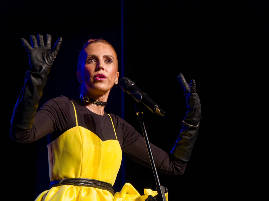 Alejandra Azcarate regresa a su Venezuela