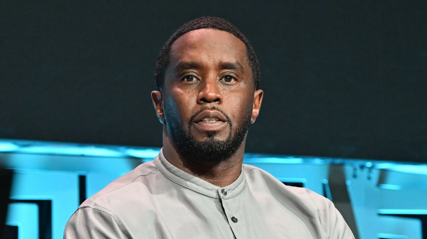 Defensa de Sean "Diddy" Combs acusa al gobierno de EE UU de filtrar videos del rapero golpeando ...