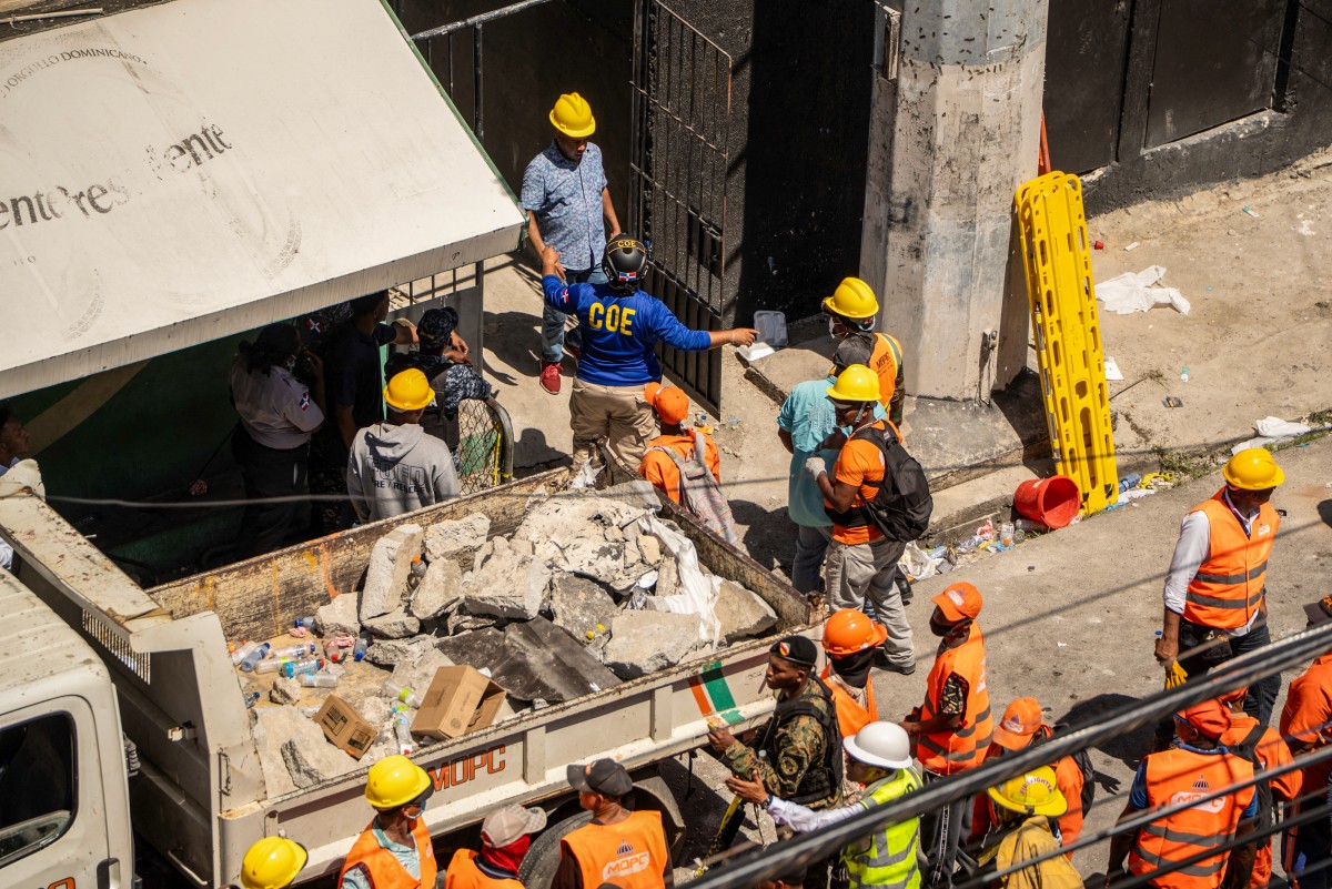 Sube a 79 el número de fallecidos por colapso de techo en discoteca Jet Set - EL NACIONAL