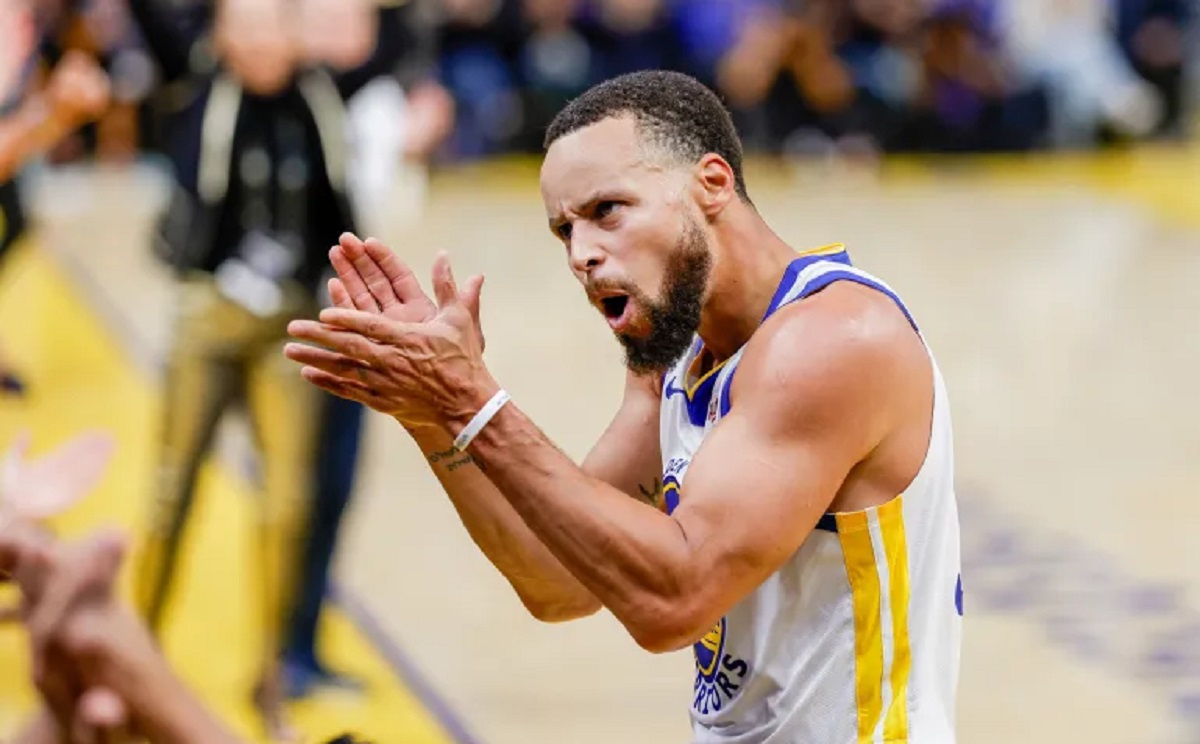 Steph Curry vuelve a ser el héroe de los Warriors