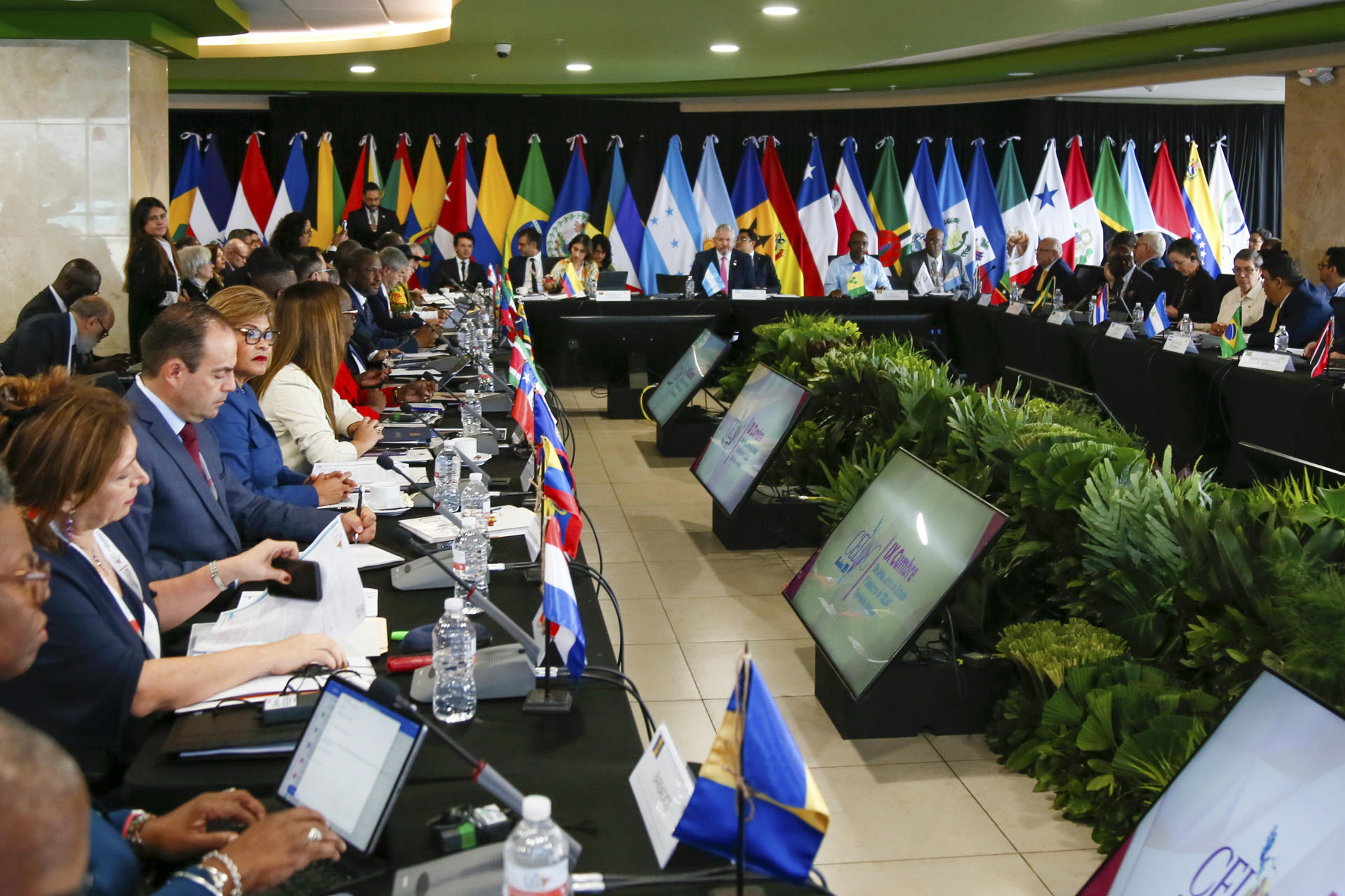 Ofensiva militar de EE UU abre tensiones en la Cumbre Celac-UE