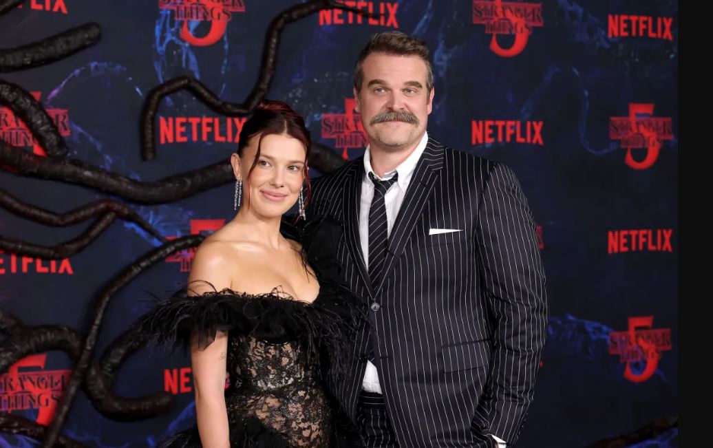 Millie Bobby Brown y David Harbour ponen fin a polémica en Stranger Things
