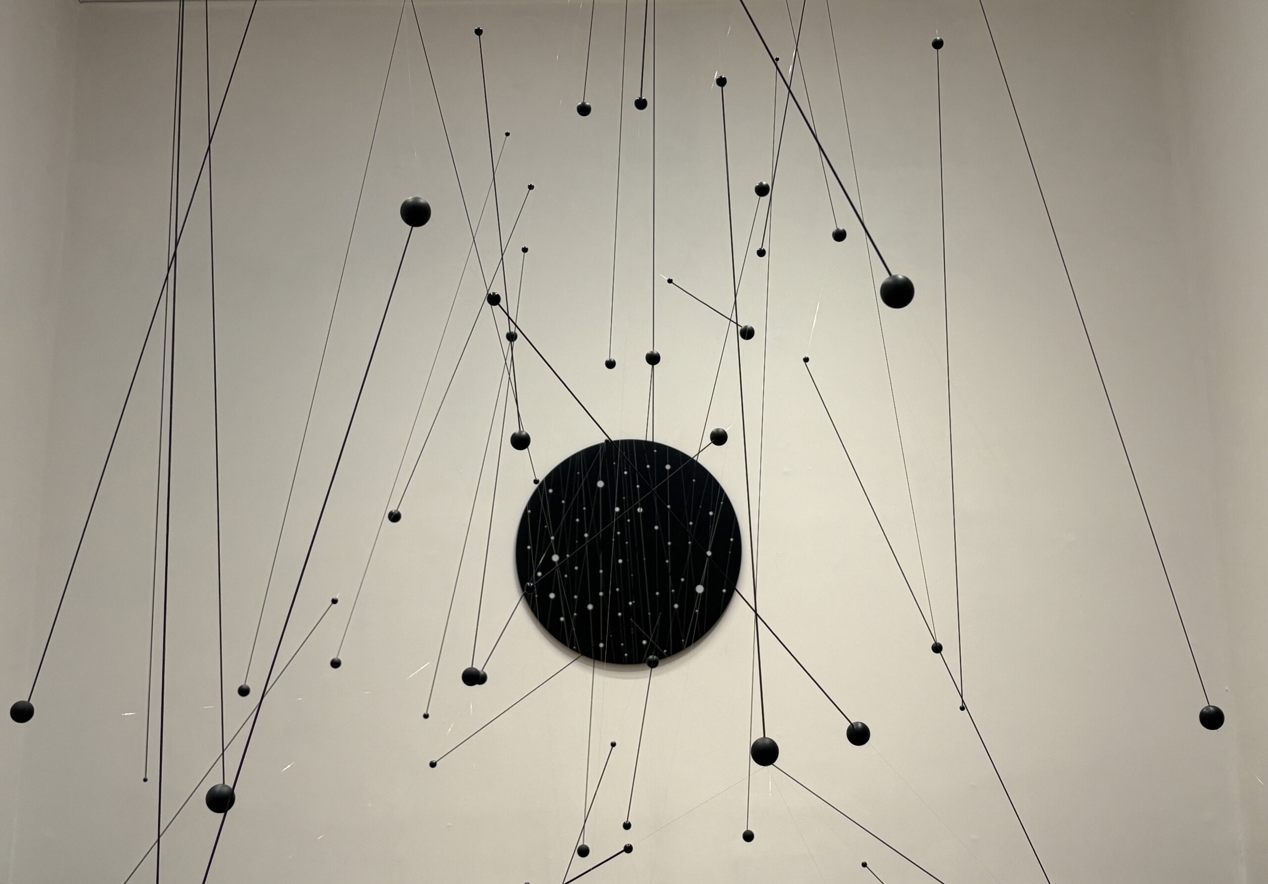 Carlos Medina: 50 años dejándose impresionar por el universo